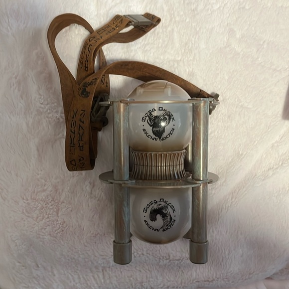 Star Wars | Dining | Disney Galaxys Edge Star Wars Milk Orb Light Up ...